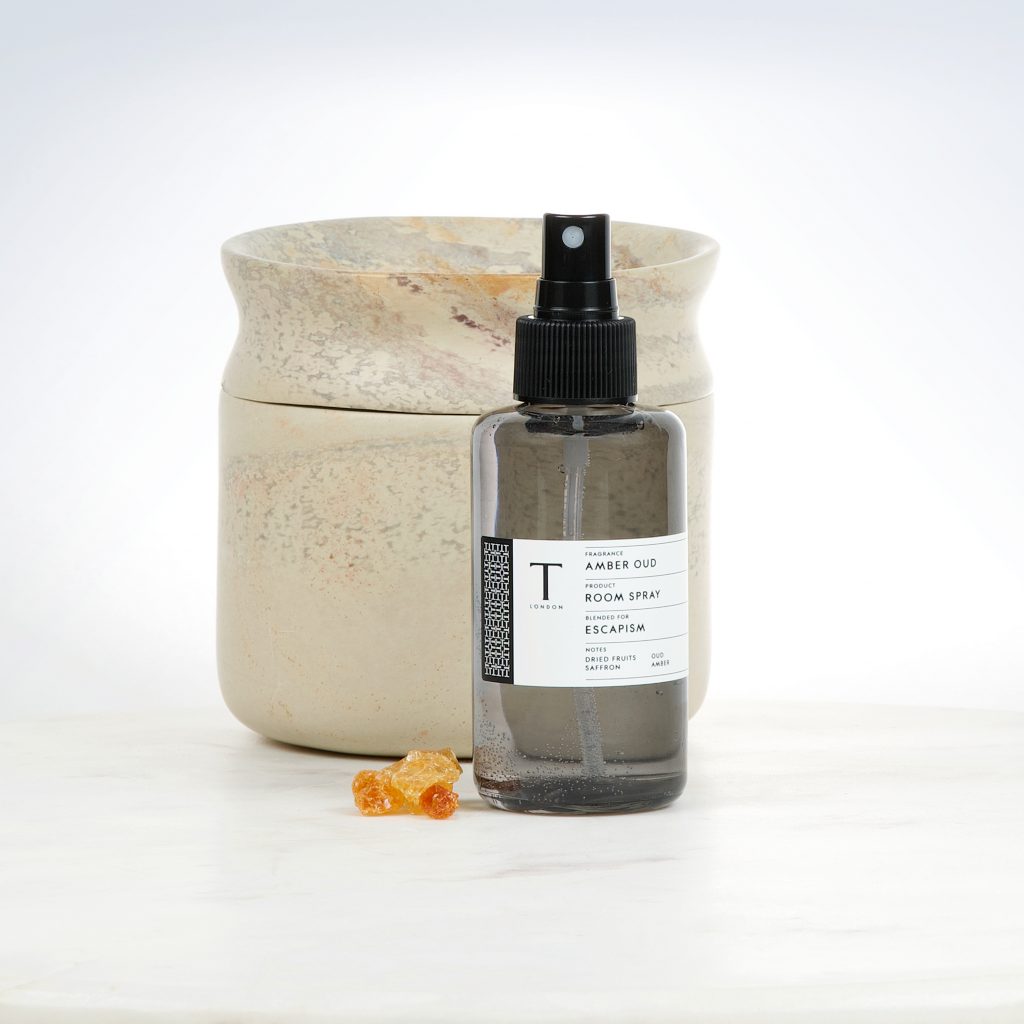 AMBER OUD ROOM SPRAY 100ml - T London