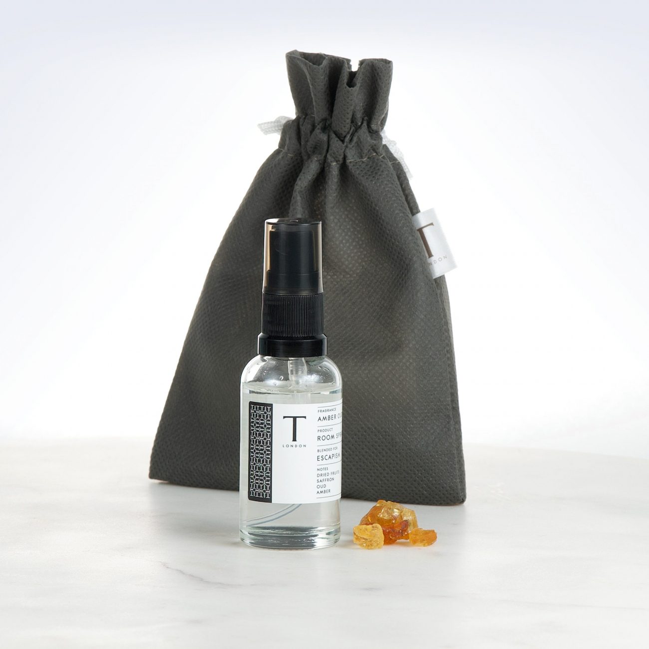 AMBER OUD ROOM SPRAY 30ml - T London
