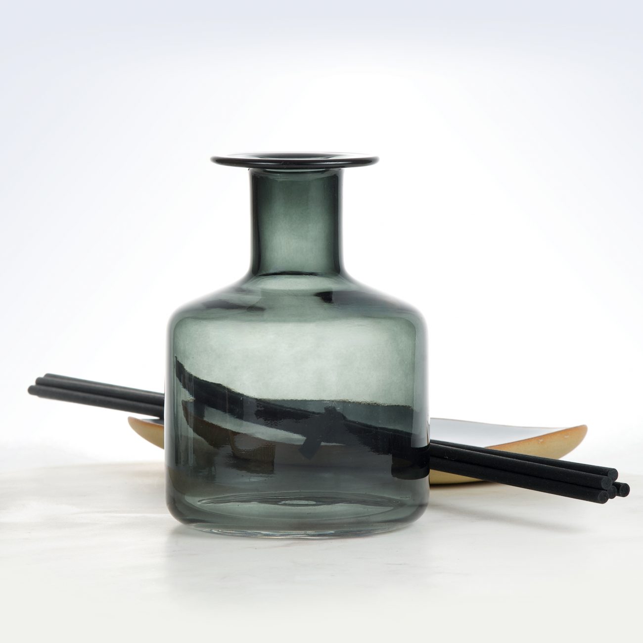REED DIFFUSER CONTAINER - CHARCOAL - T London